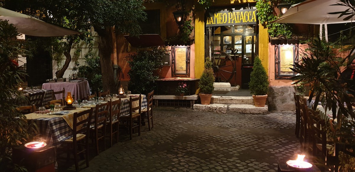 Tutti a pranzo da Meo Patacca — Unibo Incronaca